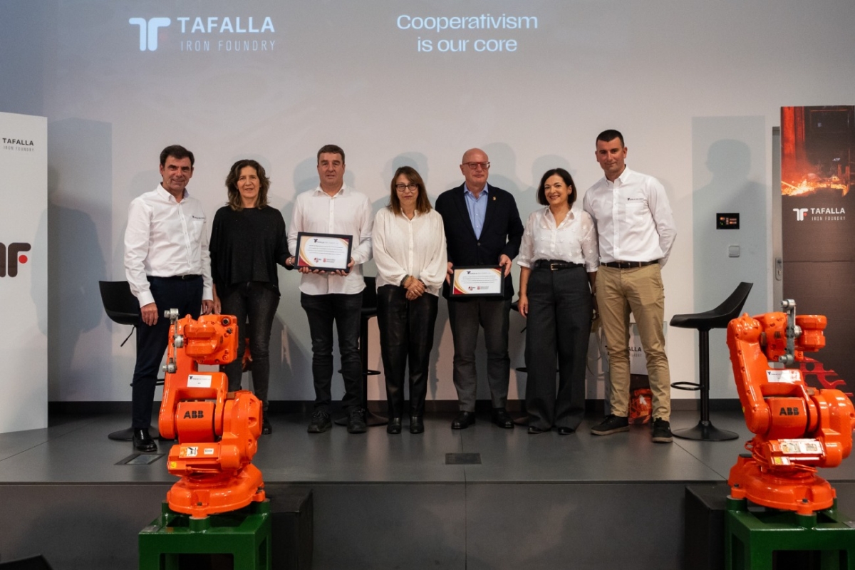 Tafalla Iron Foundry dona dos robots industriales a CIP Tafalla