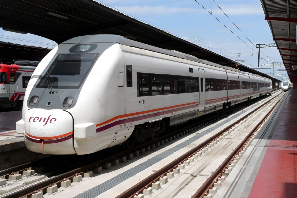 Renfe anuncia cinco nuevos servicios entre Navarra y Zaragoza